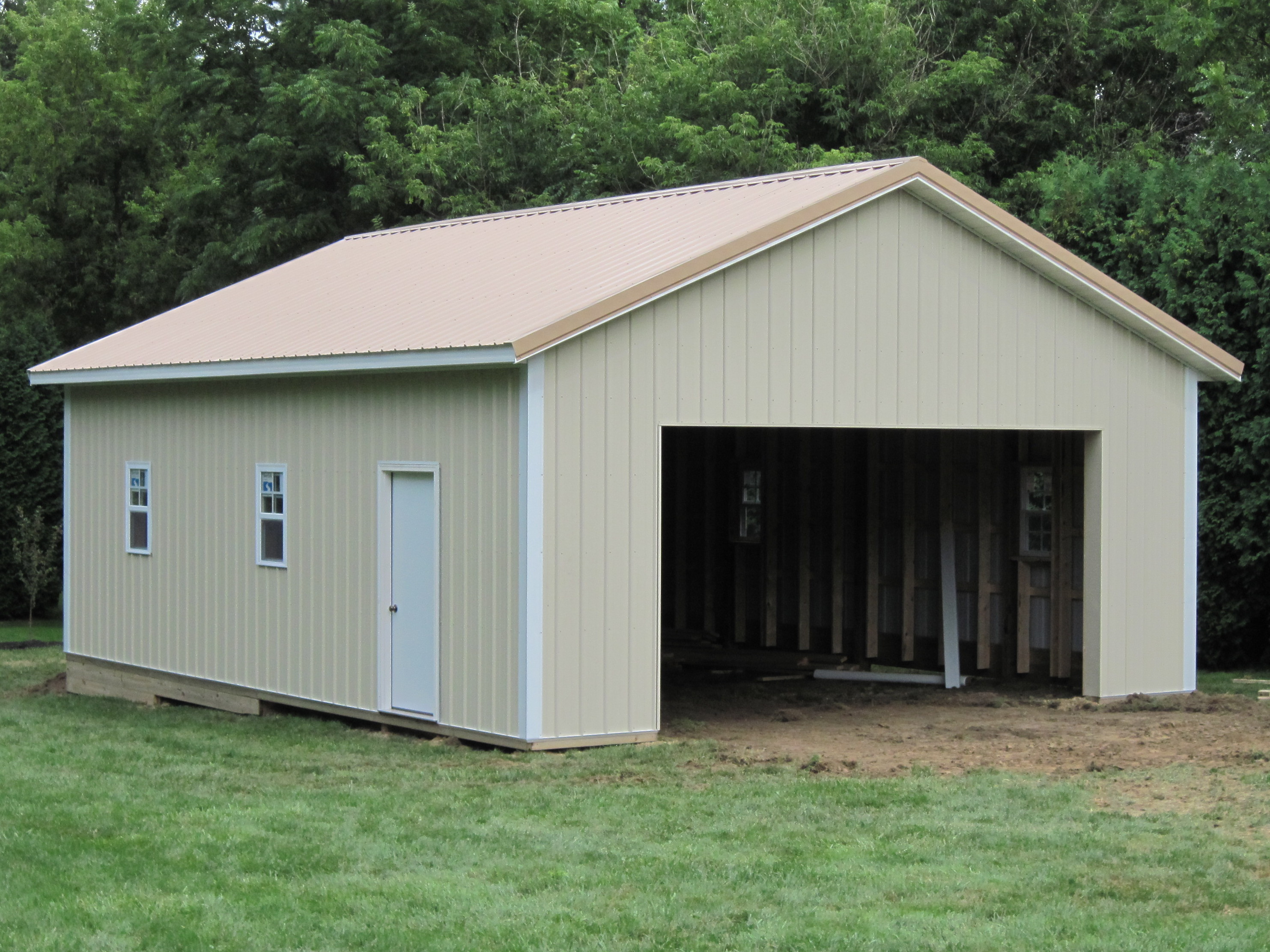 Amish Country Barns
